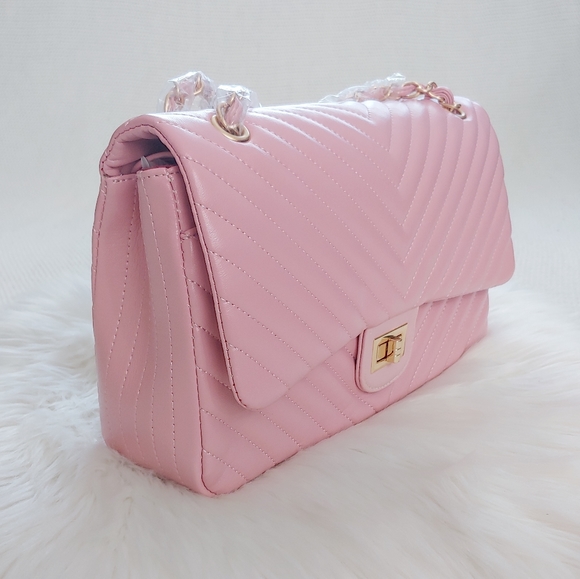 Blush & Belle | Bags | Claire Quilted Mid Sized Turn Lock Handbag In ...